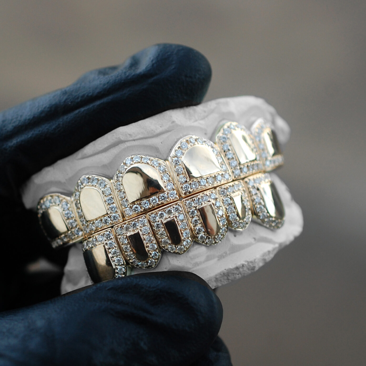 Diamond Grillz | Buy Diamond Custom Teeth Grillz online at best price
